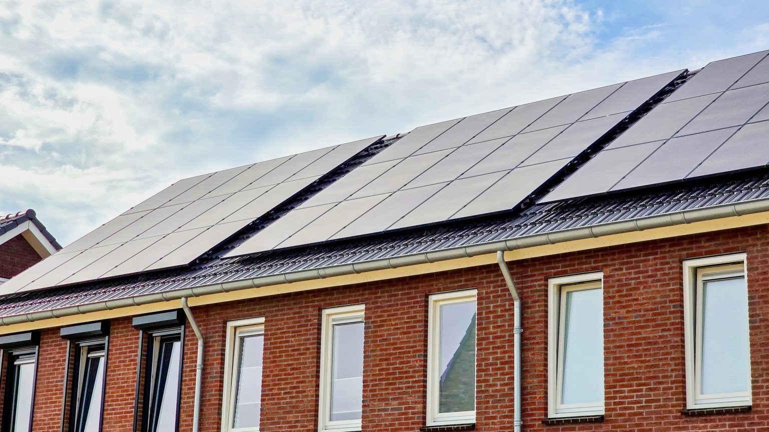 Solar Heating Explained: Understanding How The System Works ...