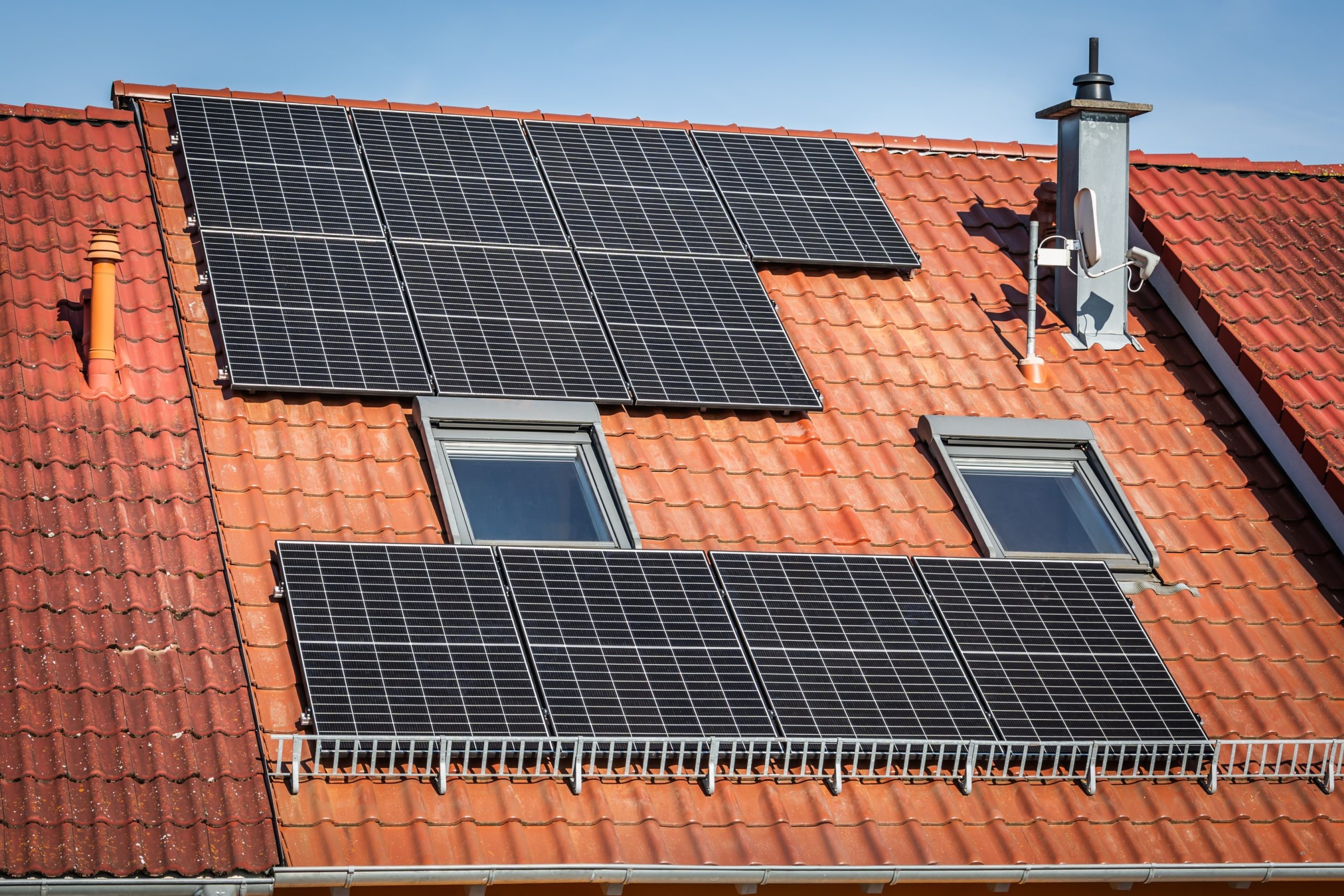 Decoding Solar Energy: How Much Energy Do Solar Panels Produce Per Day? - SolarPVSystems